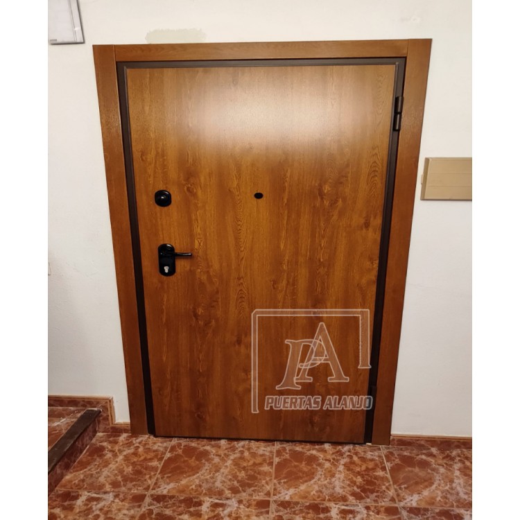 Puertas Acorazada en Alcalá de Henares, Puerta SÓLIDA ROBUSTA Y SEGURA.